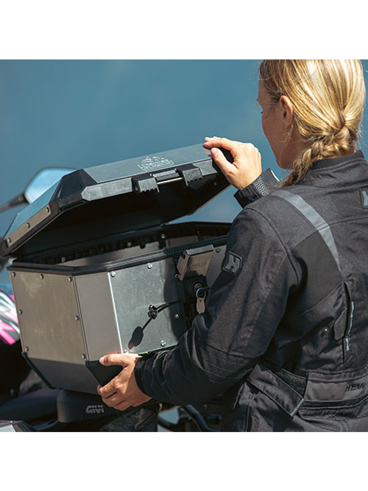 Aluminium top-case Givi Trekker Alaska (44L) srebrny 44 | TOP CASES ...